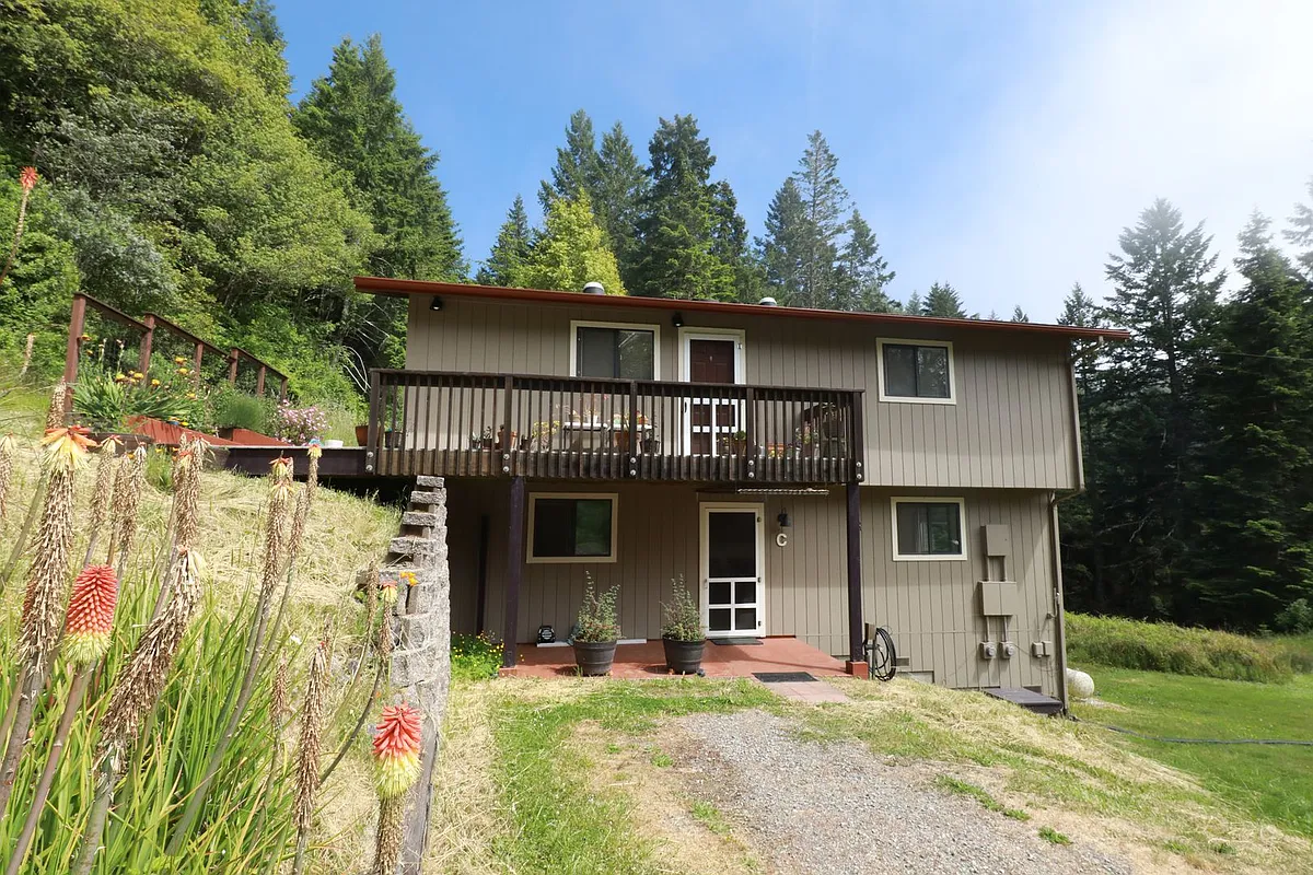8803 Fickle Hill Rd Apt B & C, Arcata, CA 95521 | HotPads