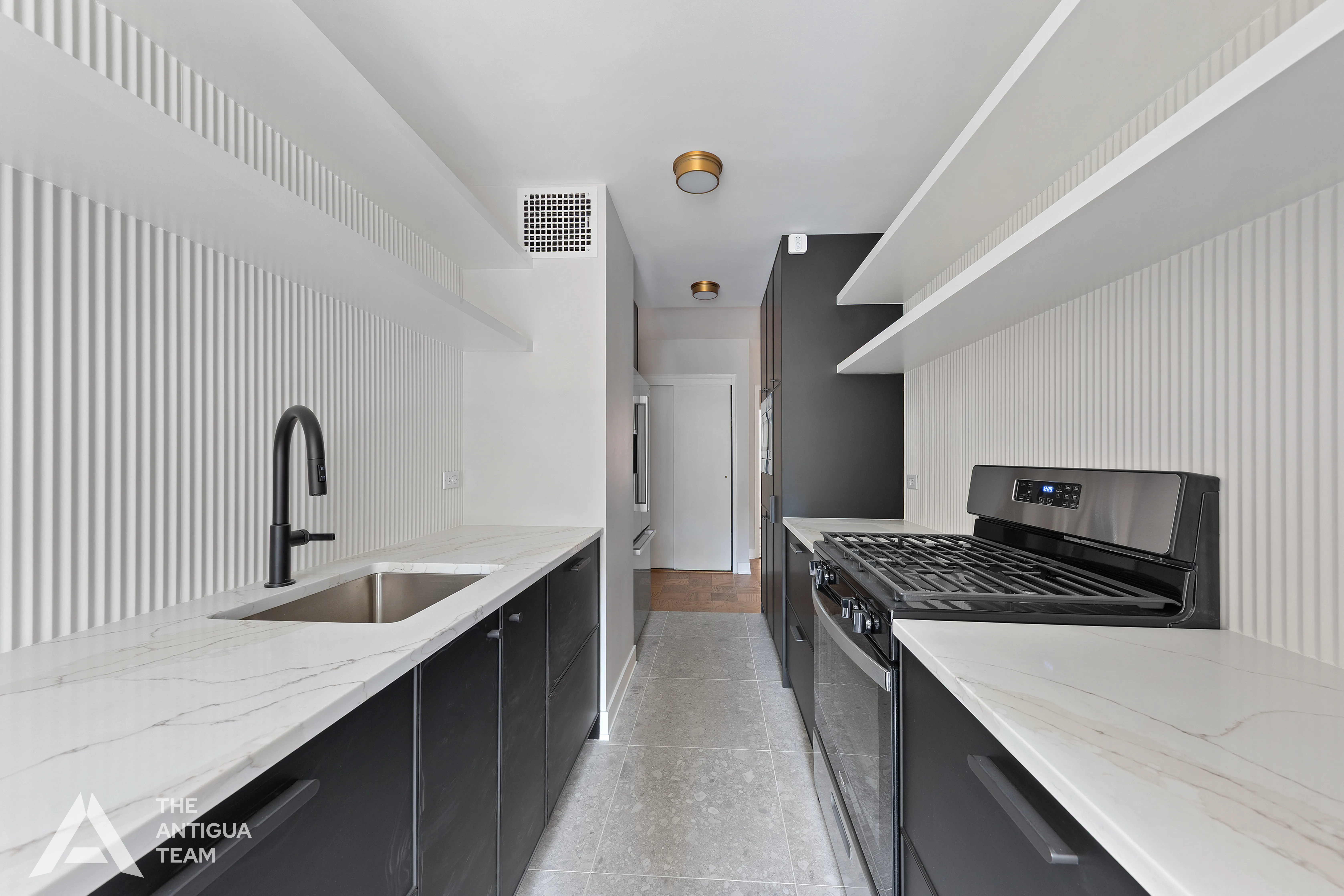211 East 53rd Street #5D in Sutton Place, Manhattan | StreetEasy