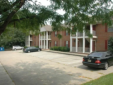 77 Forest Hill Dr Frankfort KY | Zillow