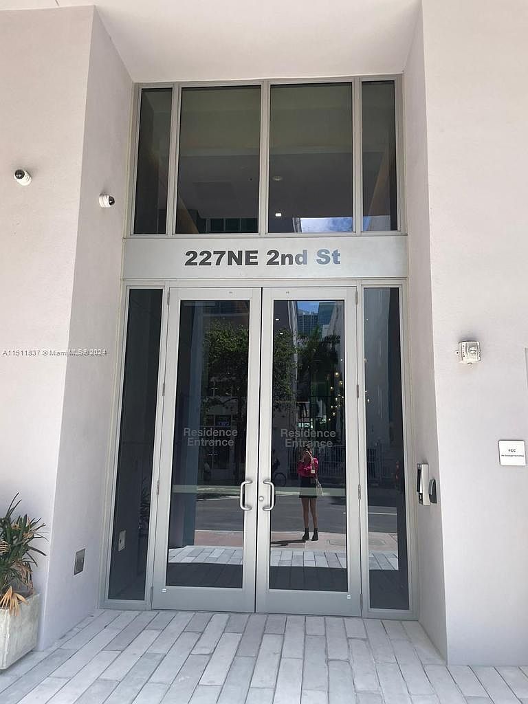 227 NE 2nd St UNIT 1613, Miami, FL 33132 | MLS #A11511837 | Zillow