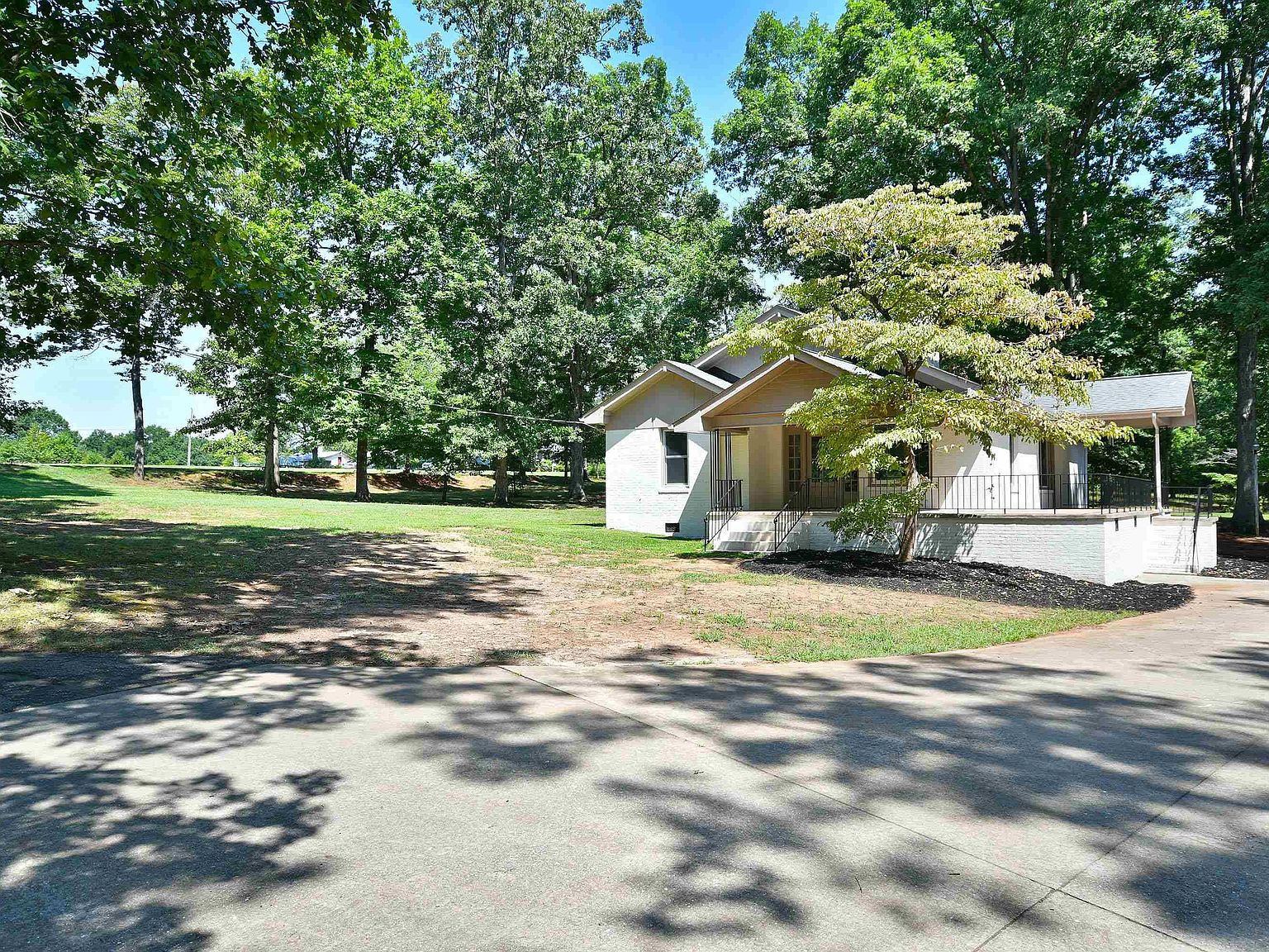 521 Tigerville Rd, Travelers Rest, SC 29690 | Zillow