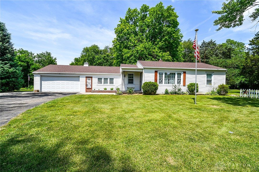 2167 Lake Rd, Medway, OH 45341 | Zillow