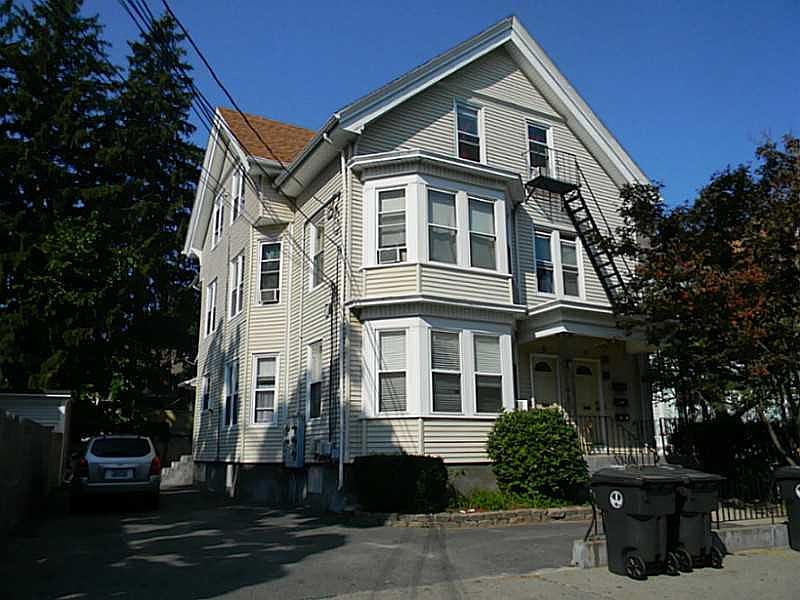 6 Washington St, Central Falls, RI 02863 | Zillow