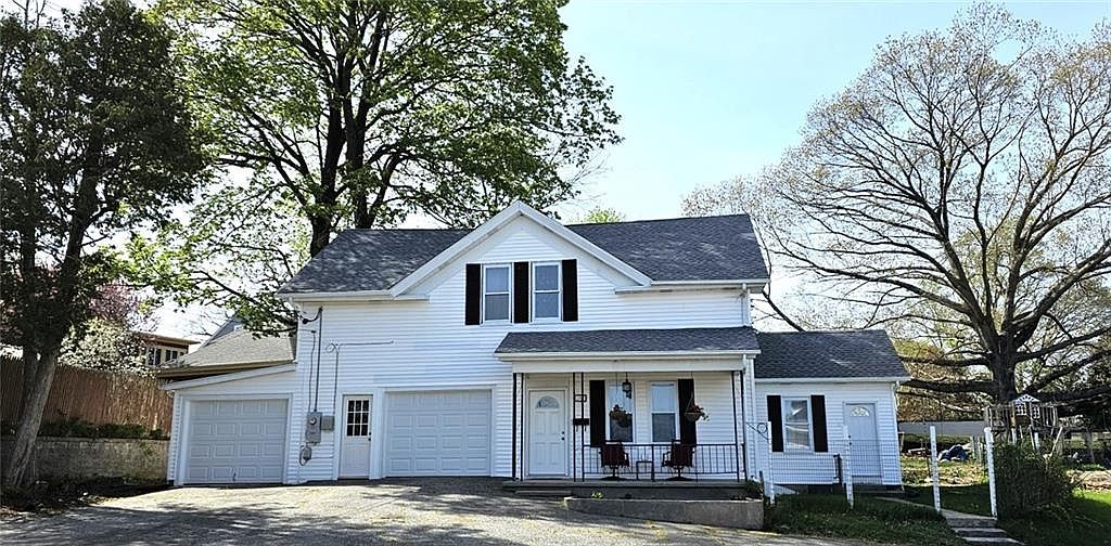 168 Spring St, Woonsocket, RI 02895 | MLS #1391617 | Zillow