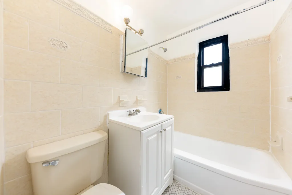 150-15 72nd Drive #3A in Kew Gardens Hills, Queens | StreetEasy