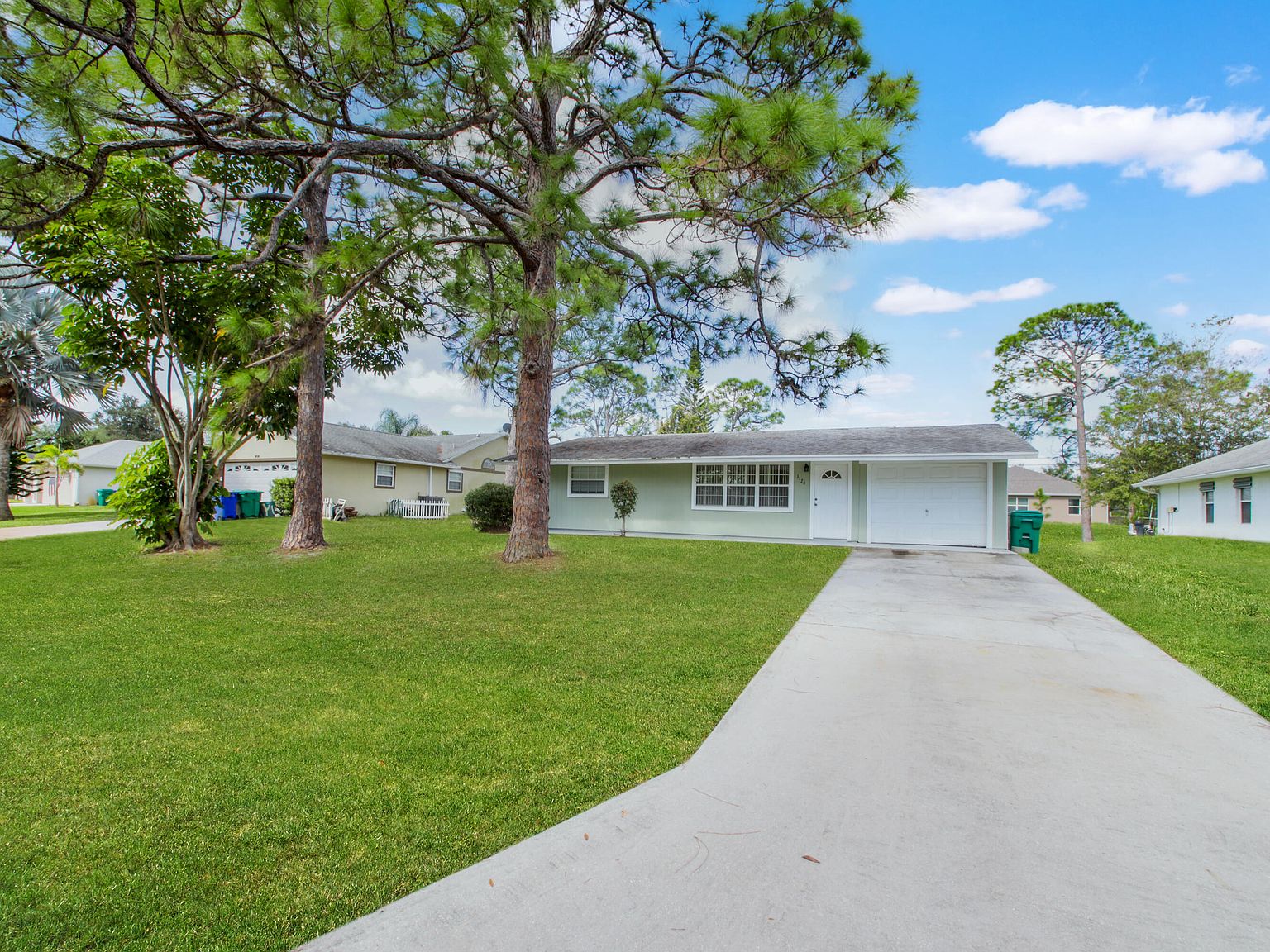 1126 Clearmont St, Sebastian, FL 32958 | MLS #RX-10919999 | Zillow