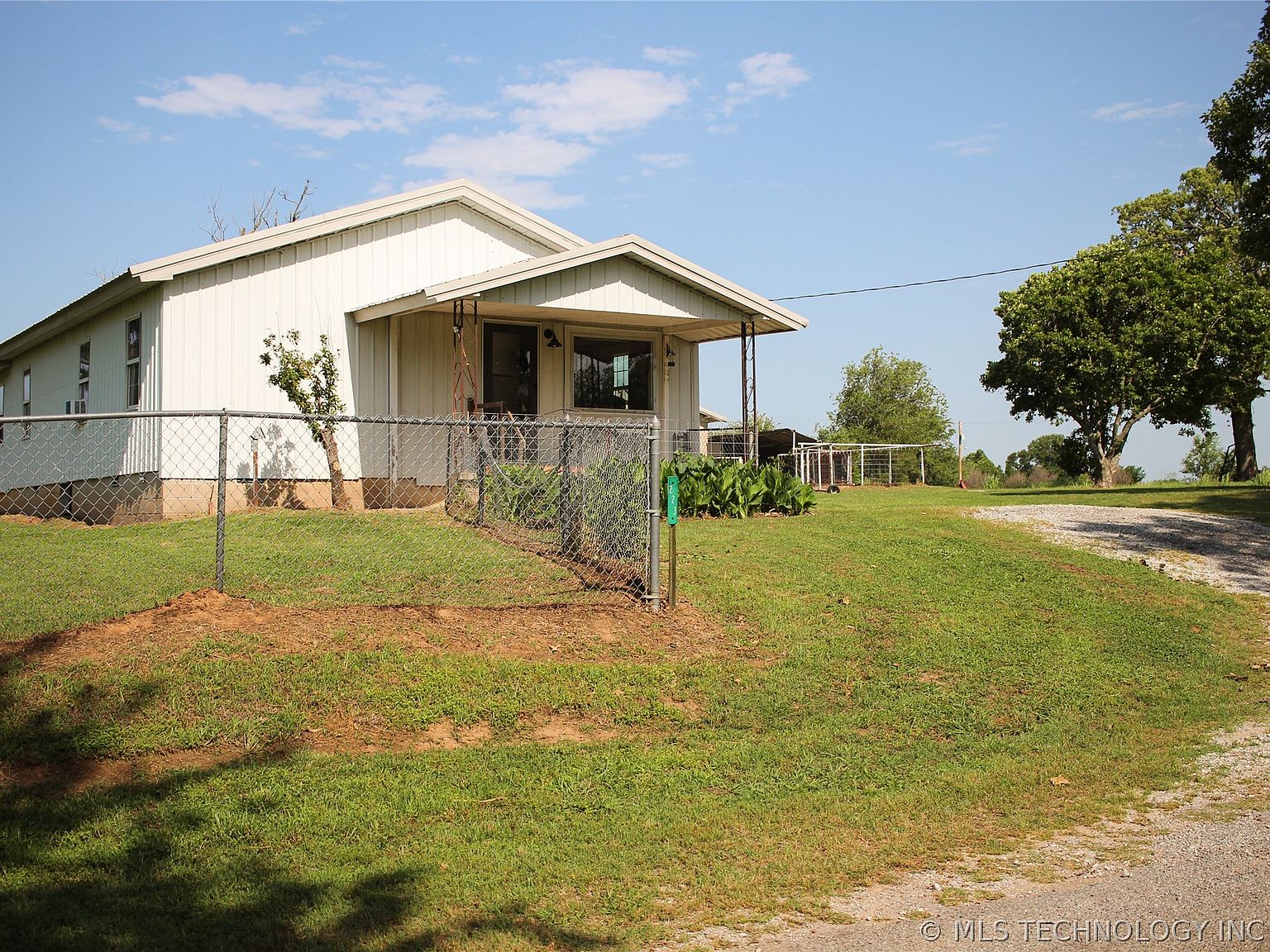 223 N 4th St, Atwood, OK 74827 | Zillow