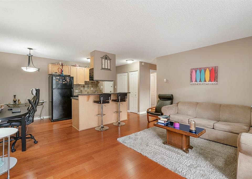 1312 S 13th Ave SW Calgary, AB, T3C0T3 - Apartments for Rent | Zillow