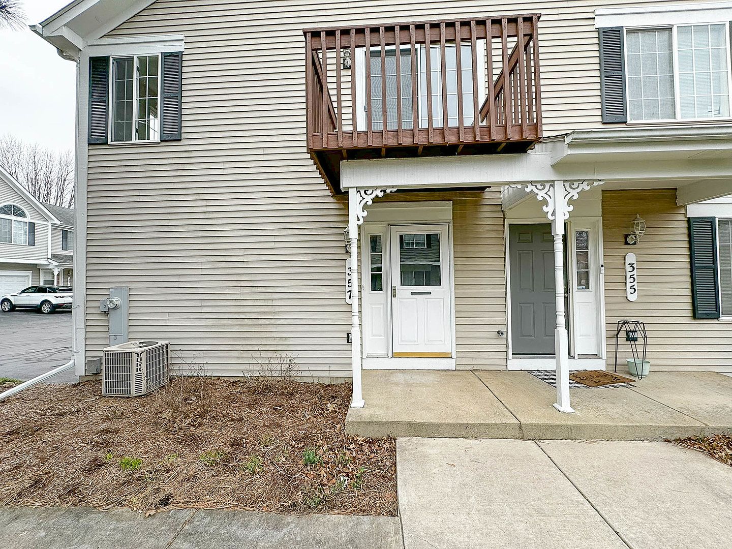 357 Sandhurst Ln #357, South Elgin, IL 60177 | Zillow