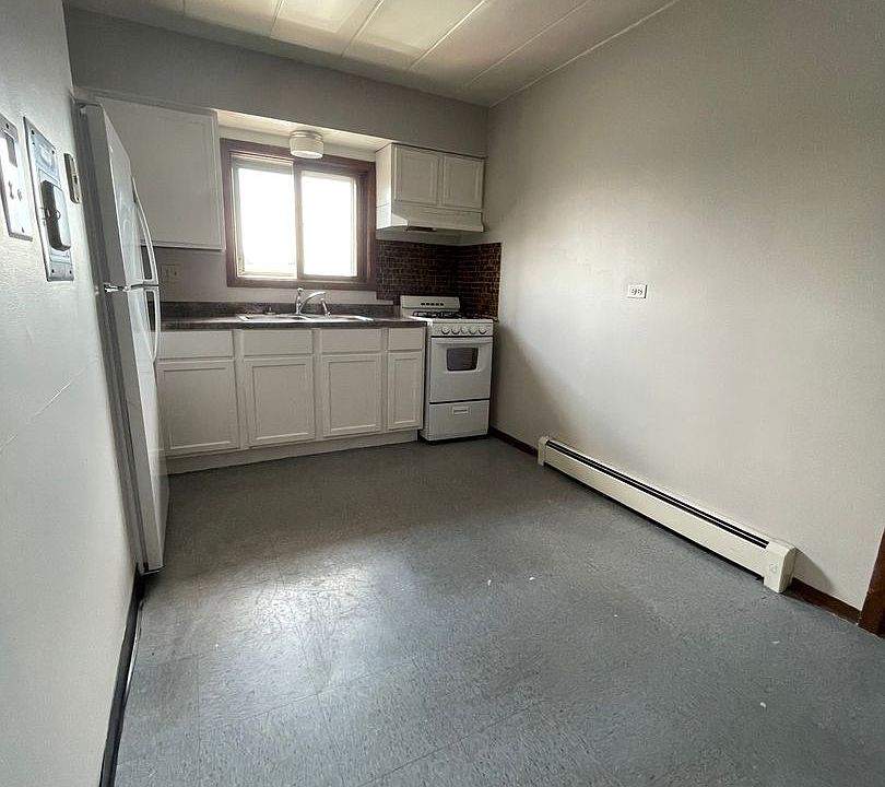 33rd Ave Apartments - 1123 N 33rd Ave Melrose Park IL | Zillow