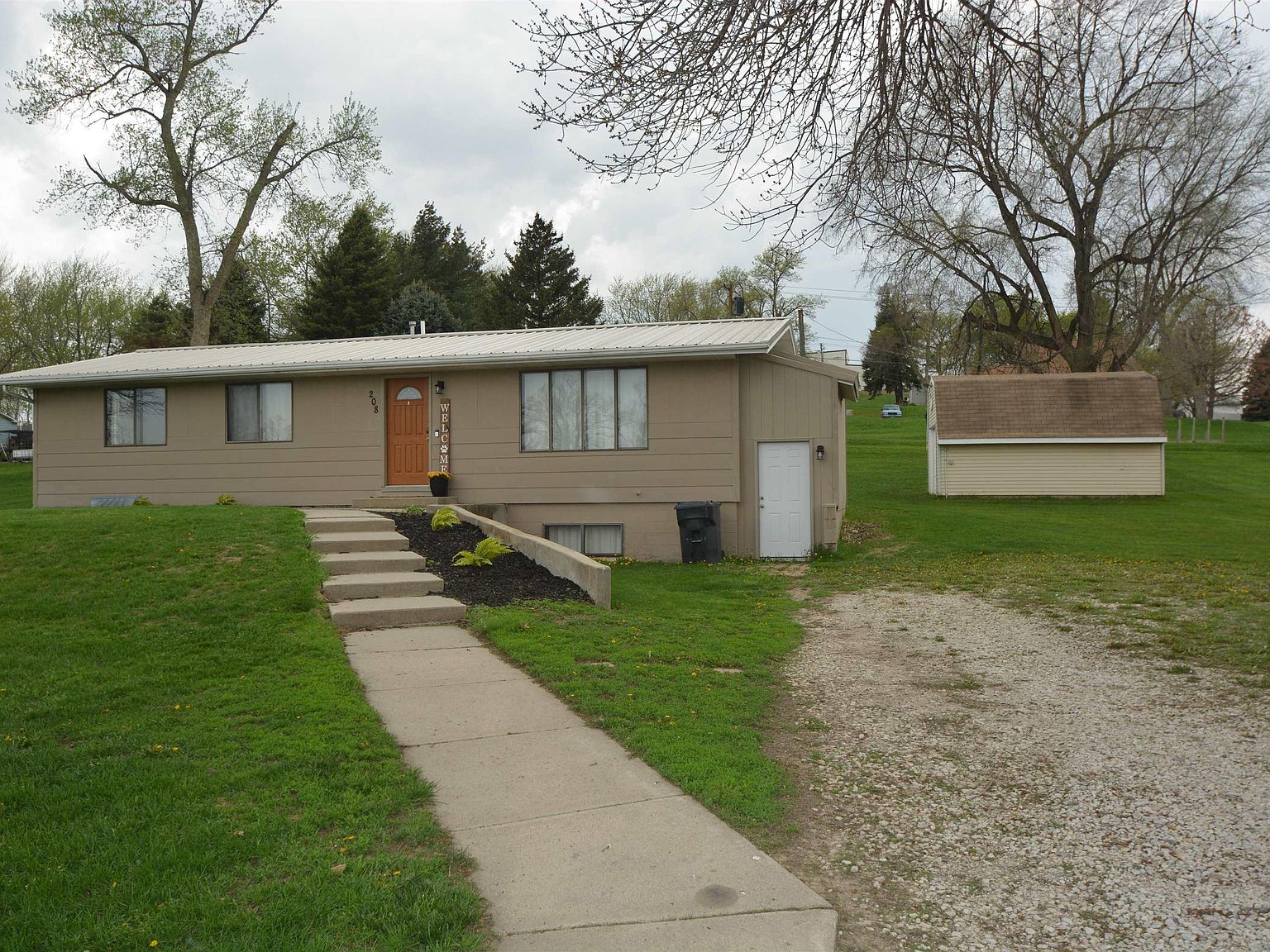 208 Nebraska St, Emerson, NE 68733 | Zillow