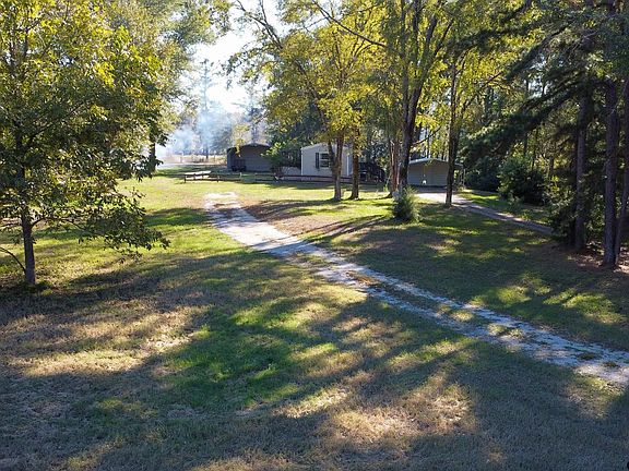 21040 County Road 3105, Chandler, TX 75758 | MLS #24014306 | Zillow