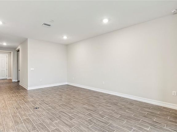 560 Spring Hill Lake LOOP, Cape Coral, FL 33993 | Zillow