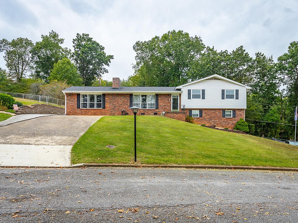 5750 Lyle Cir, Hixson, TN 37343 | Zillow