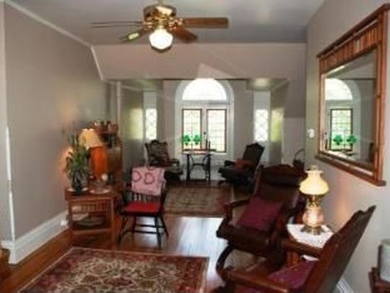 560 Powers Ln, Decatur, IL 62522 | Zillow