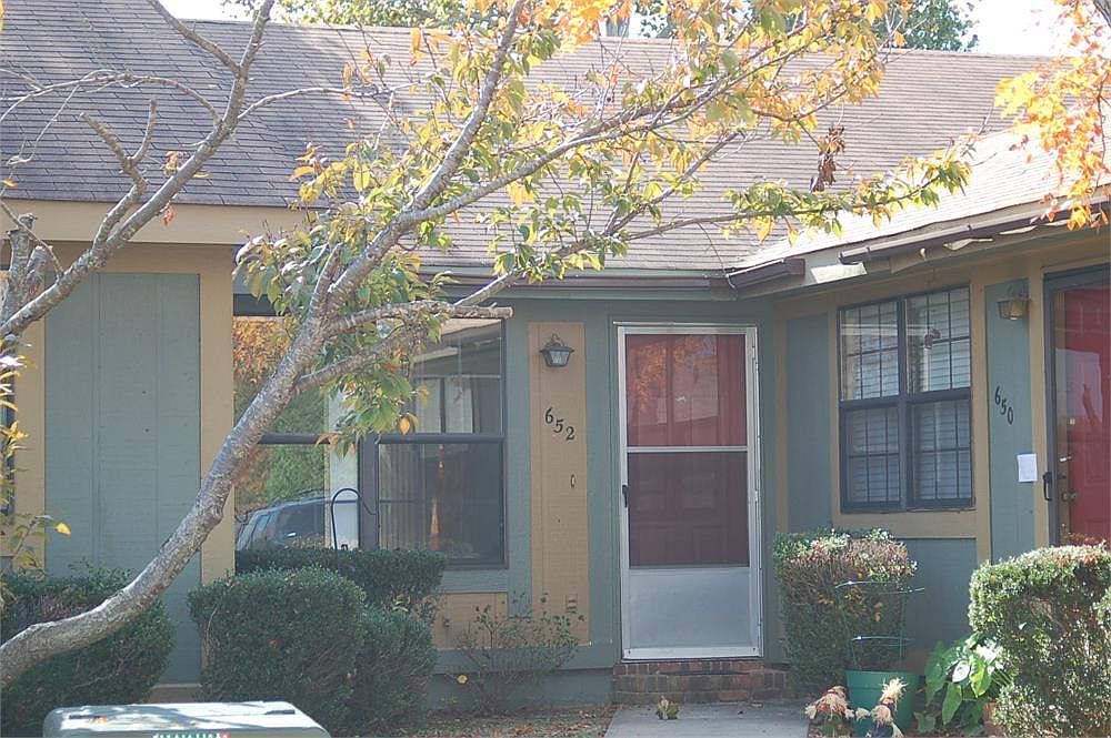652 Gawin Dr #D, Warner Robins, GA 31093 | Zillow