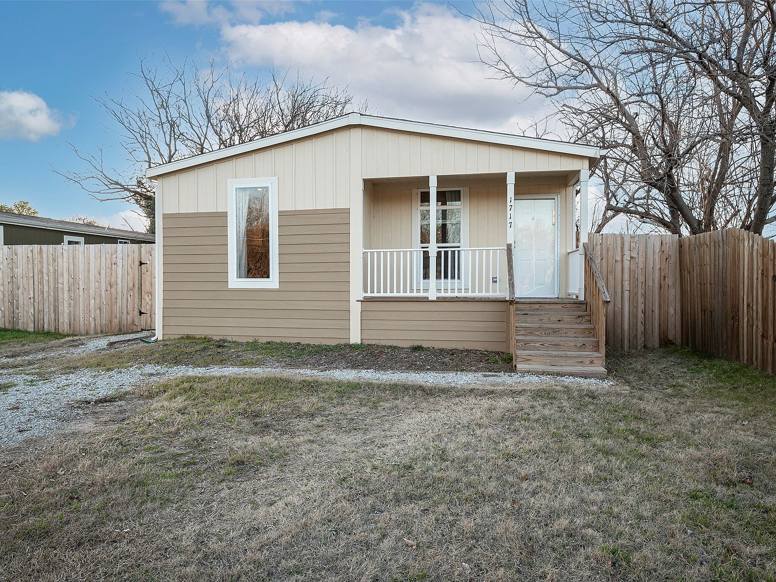 1717 Gale Dr, Azle, TX 76020 | MLS #20523771 | Zillow