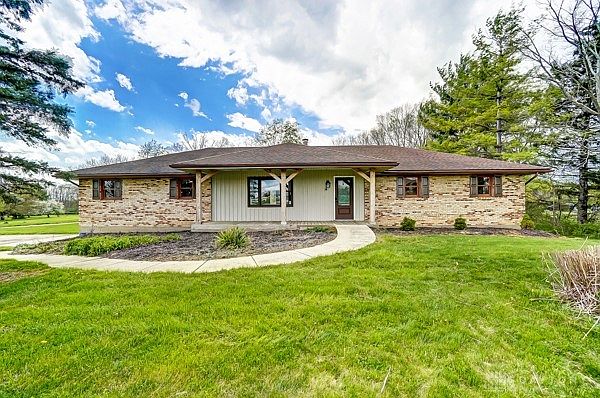 8979 Dog Leg Rd, Dayton, OH 45414 | Zillow
