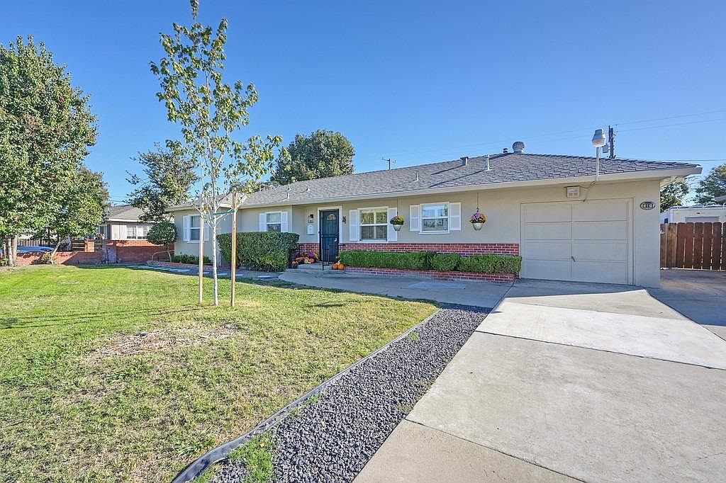 1444 Overholtzer Dr, Modesto, CA 95355 | Zillow