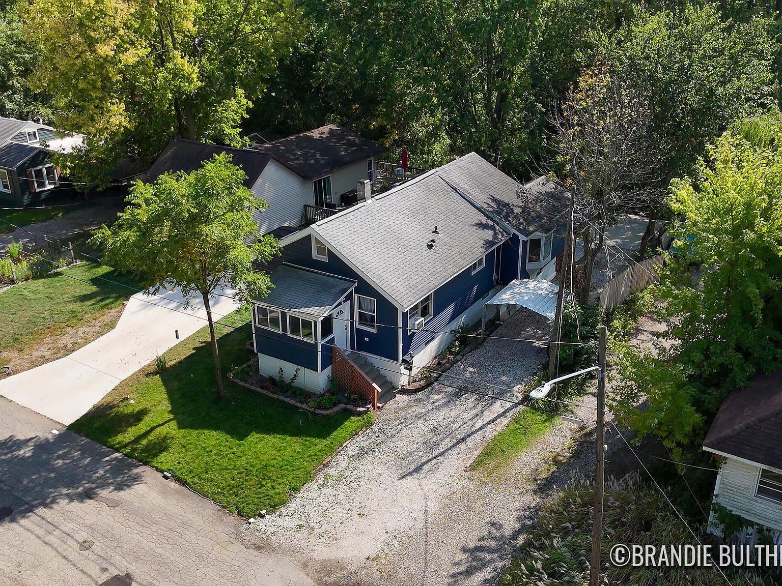 408 Elmdale St NE, Grand Rapids, MI 49525 | MLS #25044117 | Zillow