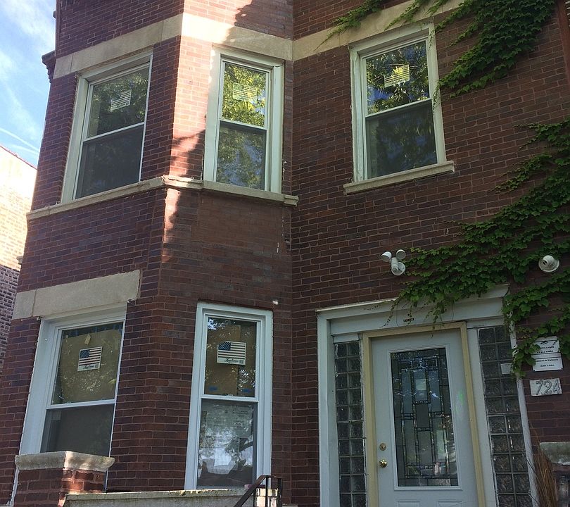 724 E 92nd St, Chicago, IL 60619 | Zillow
