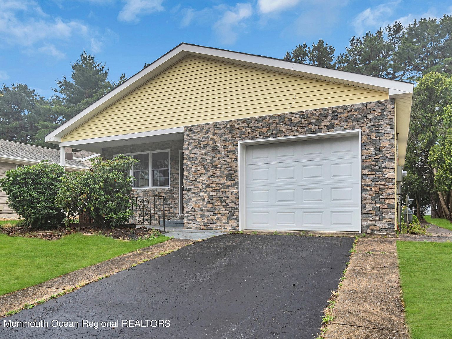 11 Morongo Court, Toms River, NJ 08757 | MLS #22317566 | Zillow