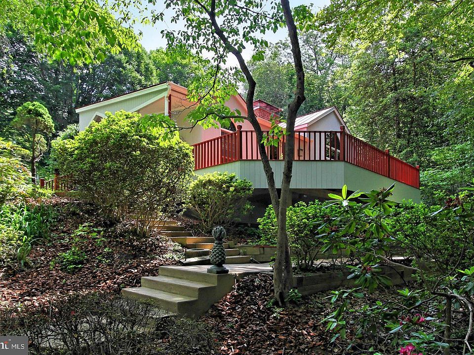 7179 Clifton Rd, Clifton, VA 20124 | Zillow