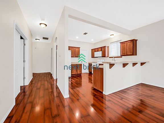 26305 242nd Ave SE, Maple Valley, WA 98038 | Zillow