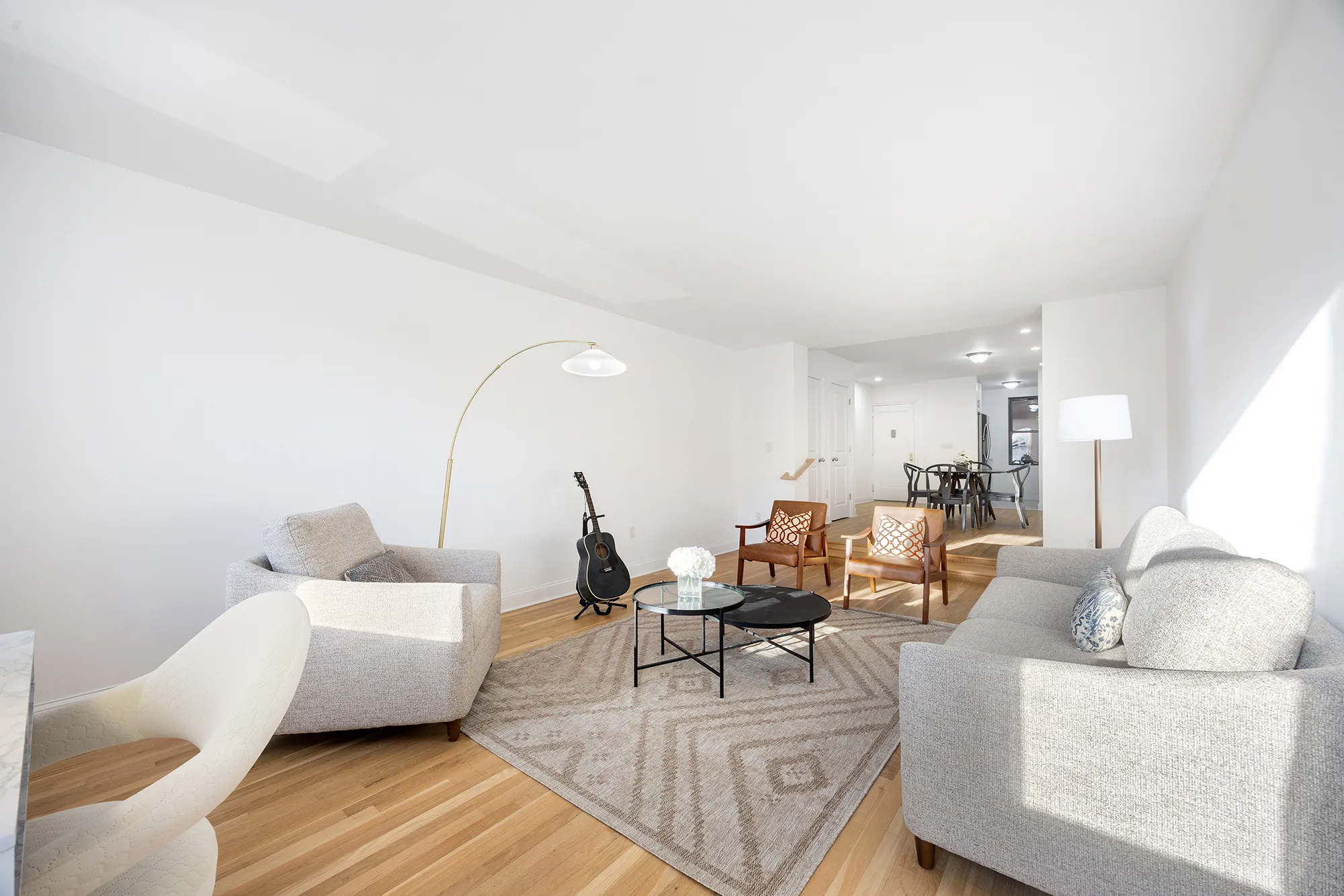 303 East 37th Street #1K in Murray Hill, Manhattan | StreetEasy