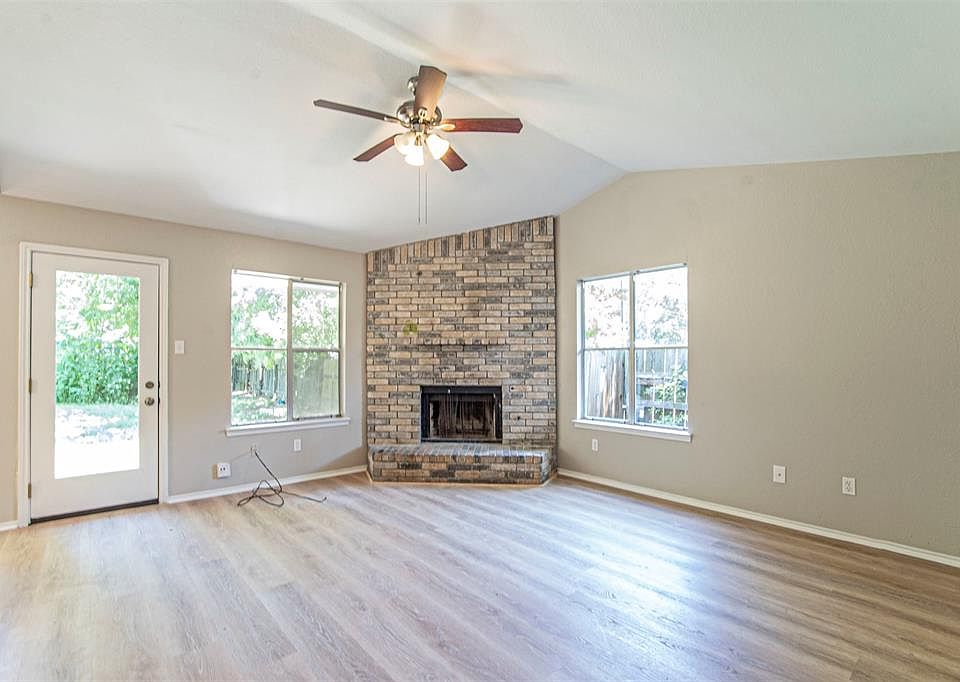 16402 Parkway Dr, Pflugerville, TX 78660 | MLS #5131904 | Zillow