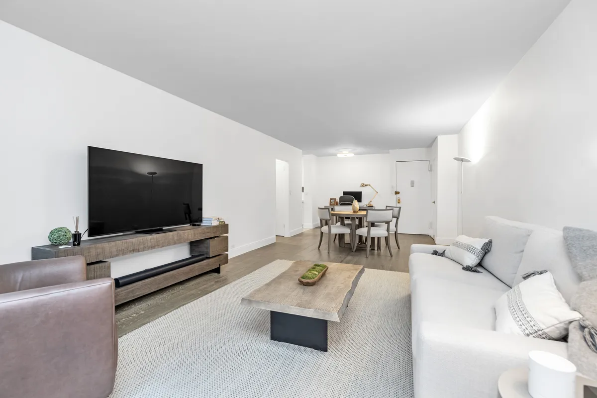 77 West 55th Street #2H in Midtown, Manhattan | StreetEasy
