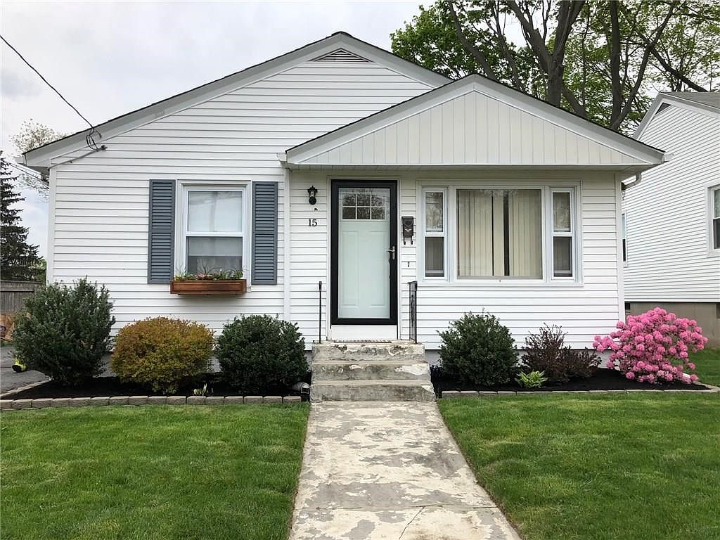 15 Simpson St, North Providence, RI 02911 | Zillow