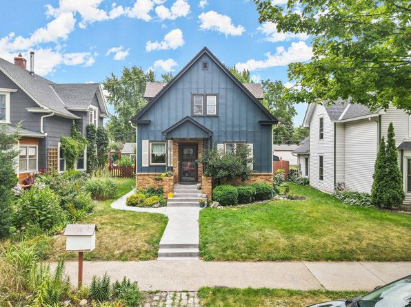 Minneapolis MN Single Family Homes For Sale - 606 Homes | Zillow