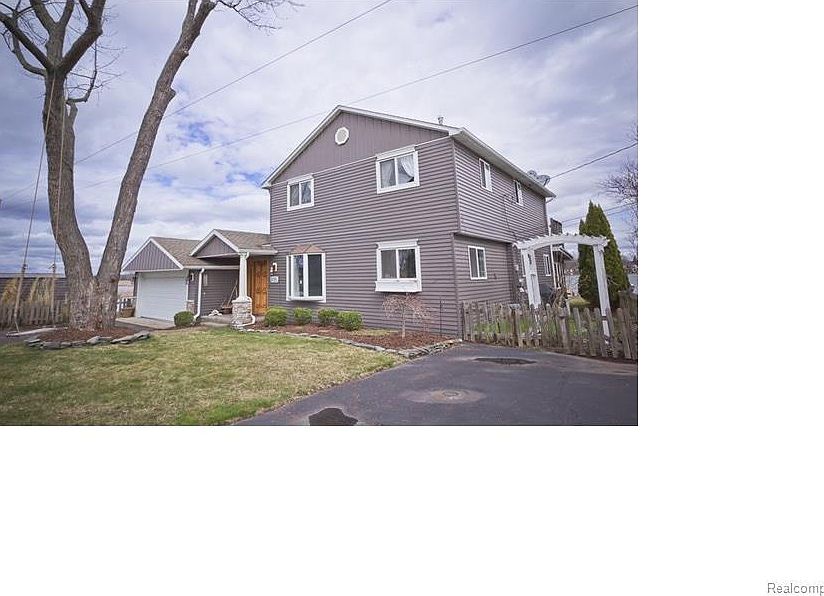 905 Stratton Dr, Waterford, MI 48328 | Zillow
