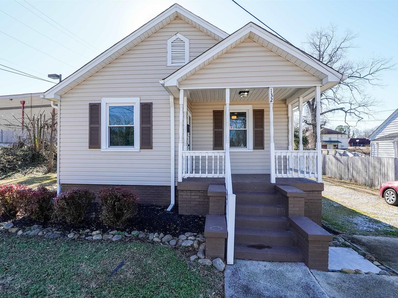 132 Irby St, Woodruff, SC 29388 | MLS #1546930 | Zillow