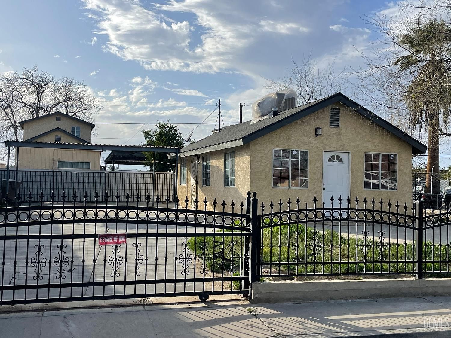 714 S Brown St, Bakersfield, CA 93307 | Zillow