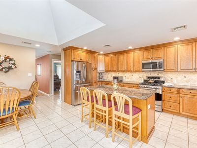 21 Rachel Ave, Commack, NY 11725 | MLS #3469450 | Zillow