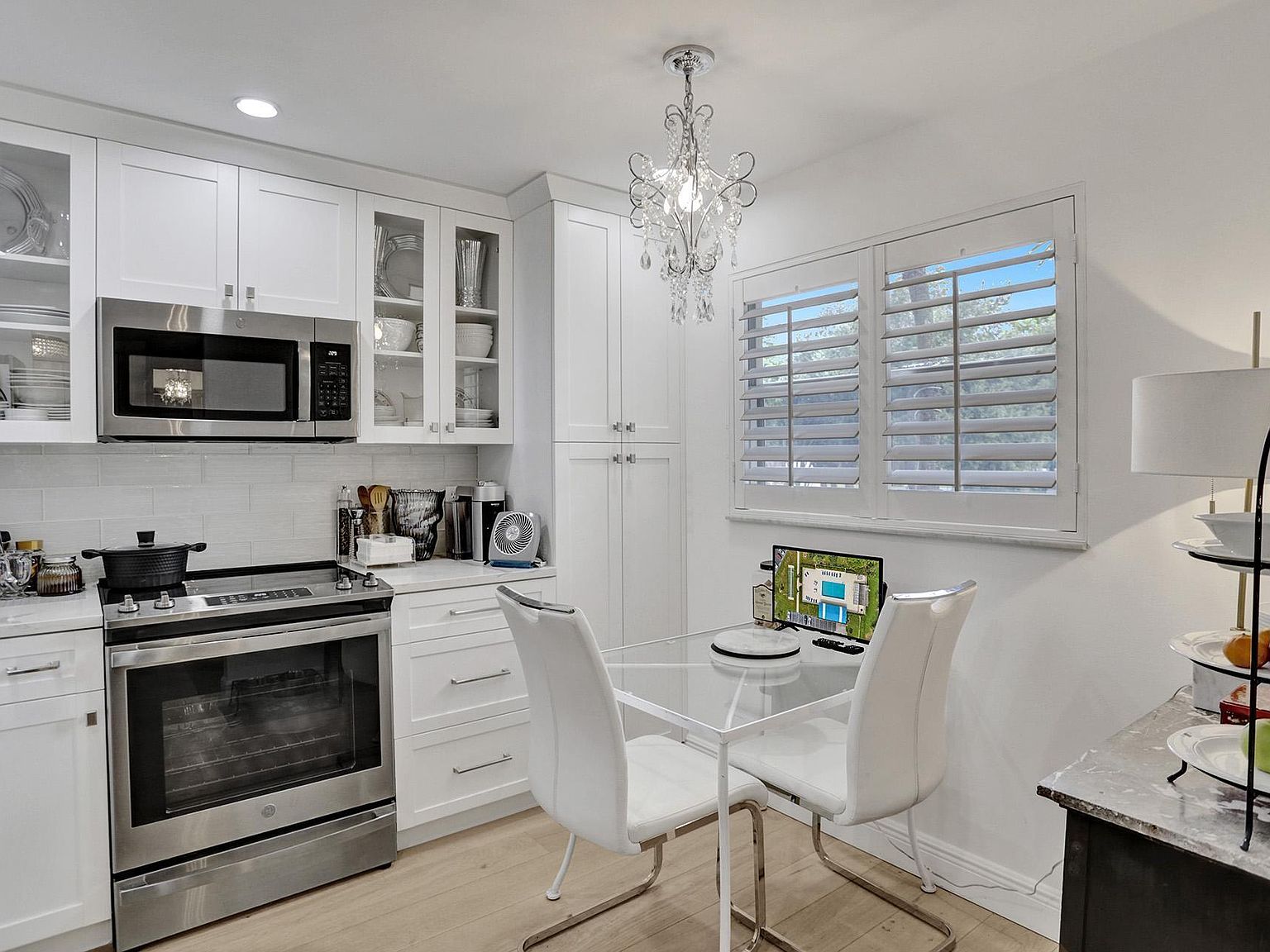 3959 Via Poinciana #207, Lake Worth, FL 33467 | Zillow