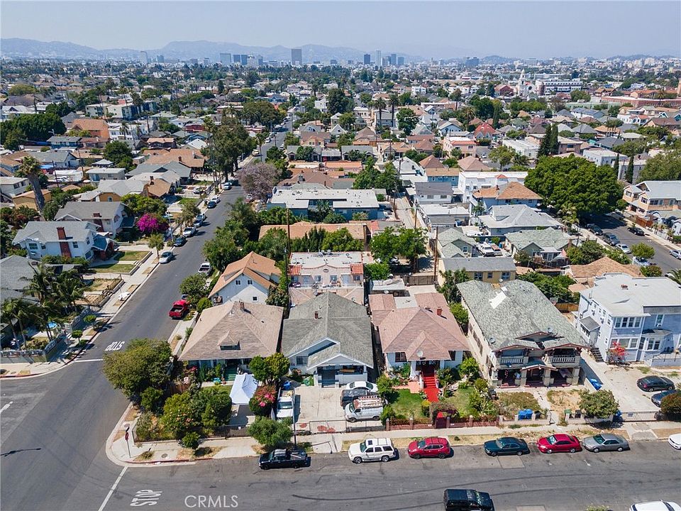 1435 W 30th St, Los Angeles, CA 90007 | MLS #CV23125885 | Zillow