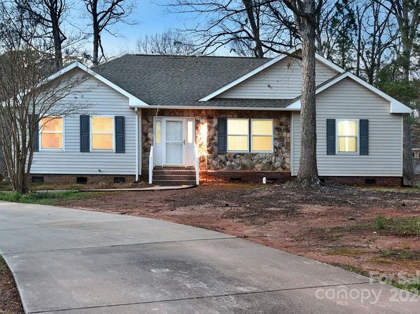 Lake Tillery - Norwood NC Real Estate - 36 Homes For Sale | Zillow