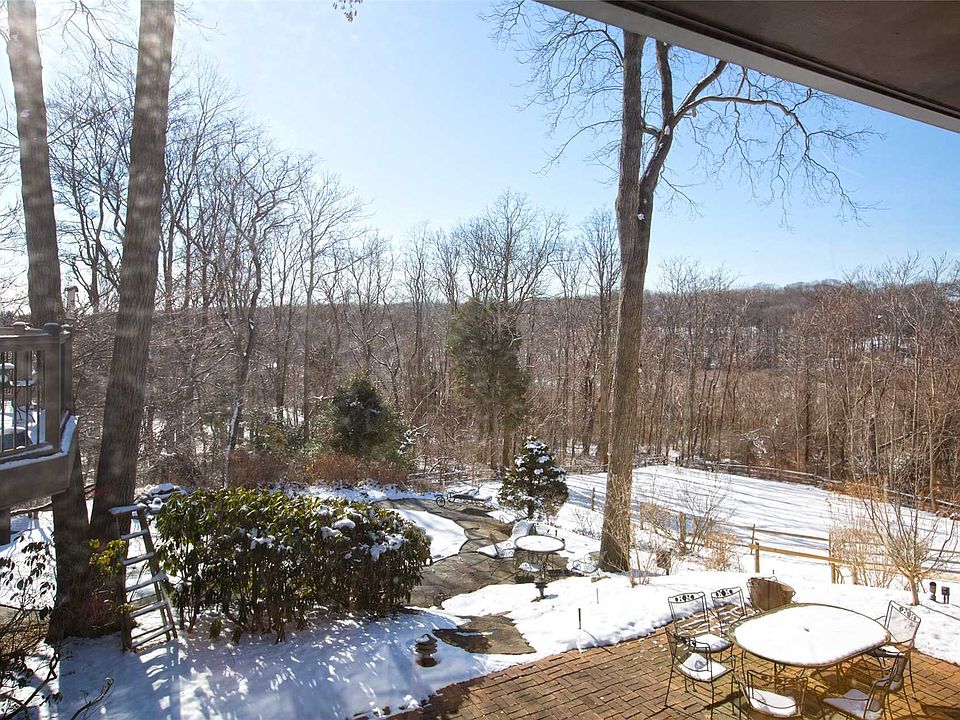 160 Sweet Hollow Rd, Huntington, NY 11743 | Zillow