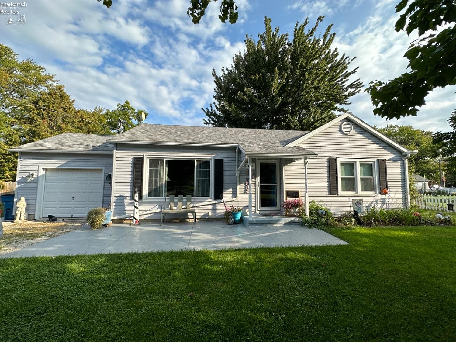 21041 Elmwood St, Williston, OH 43468 | Zillow