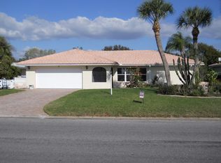 2 Windsor Dr, Englewood, FL 34223 | MLS #N6137203 | Zillow