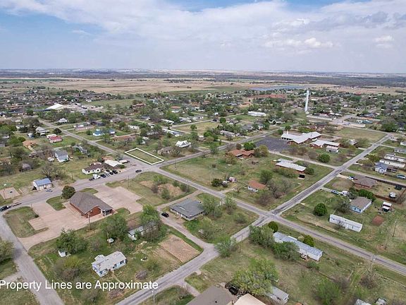 301 E Main St, Geronimo, OK 73543 | MLS #160893 | Zillow