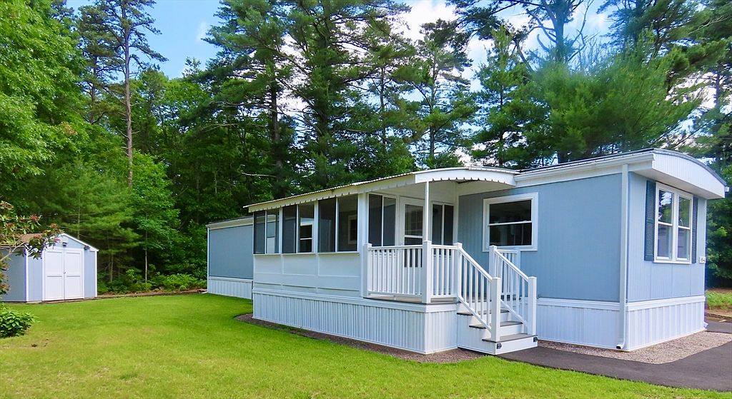 45 Six Viilage Way S Meadow Vlg, Carver, MA 02330 | Zillow