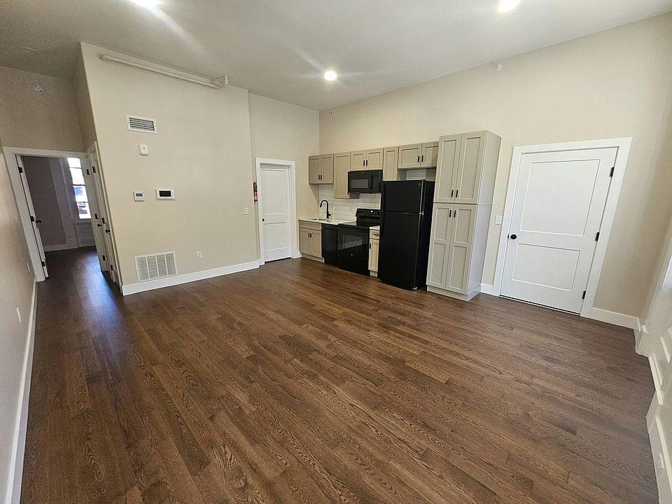 241 S 5th St Reading PA | Zillow