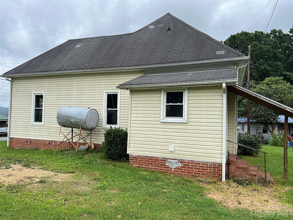 150 Hoyle St, Marion, NC 28752 | Zillow