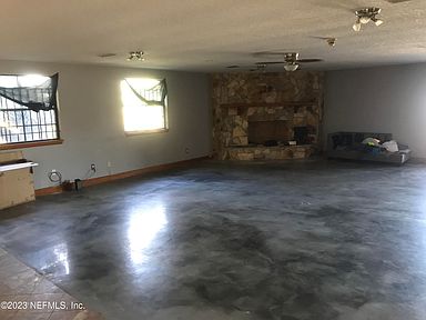 8063 APPIAN Way, Jacksonville, FL 32208 | Zillow