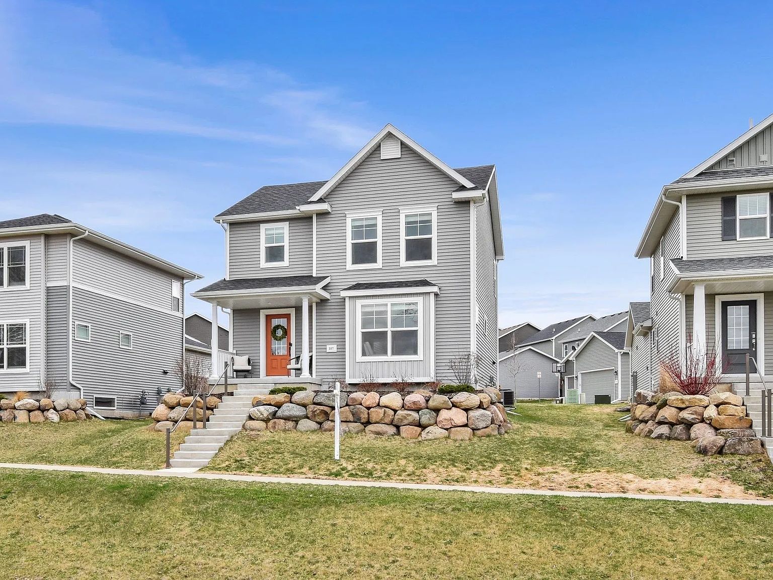 307 N Division St #1, Waunakee, WI 53597 | Zillow