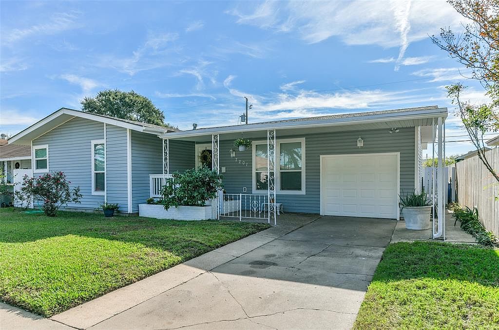7201 Sycamore Dr, Galveston, TX 77551 | MLS #13414096 | Zillow